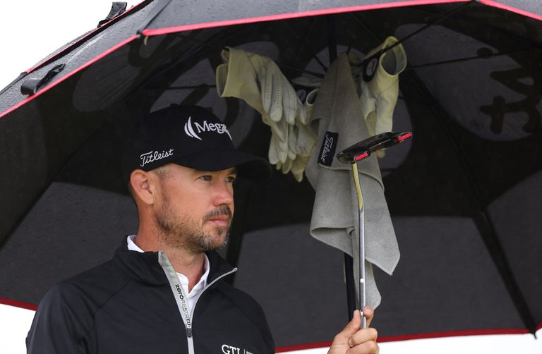 10 Tips For Playing Golf In The Rain | Golf Monthly