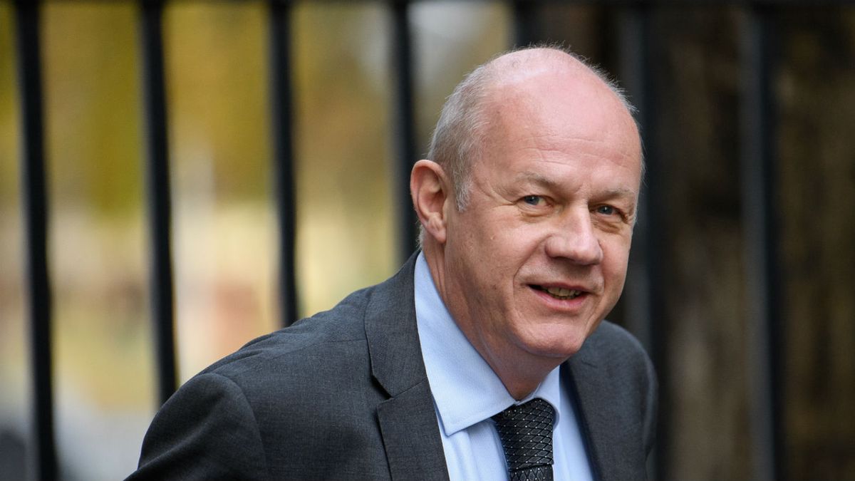 ‘Thousands’ of pornographic images on deputy PM Damian Green’s computer ...