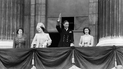 Inside Queen Elizabeth and Princess Margaret's wild night out | Woman ...