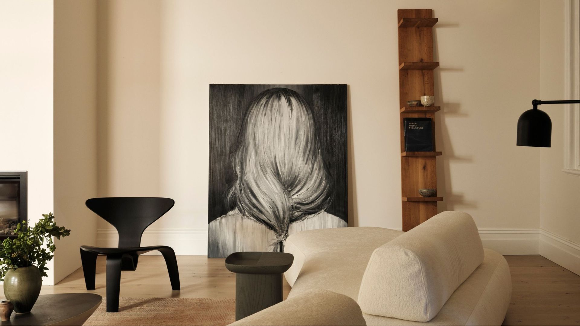 Leaning Art Against the Wall Is the Coolest Way to Style It | Livingetc