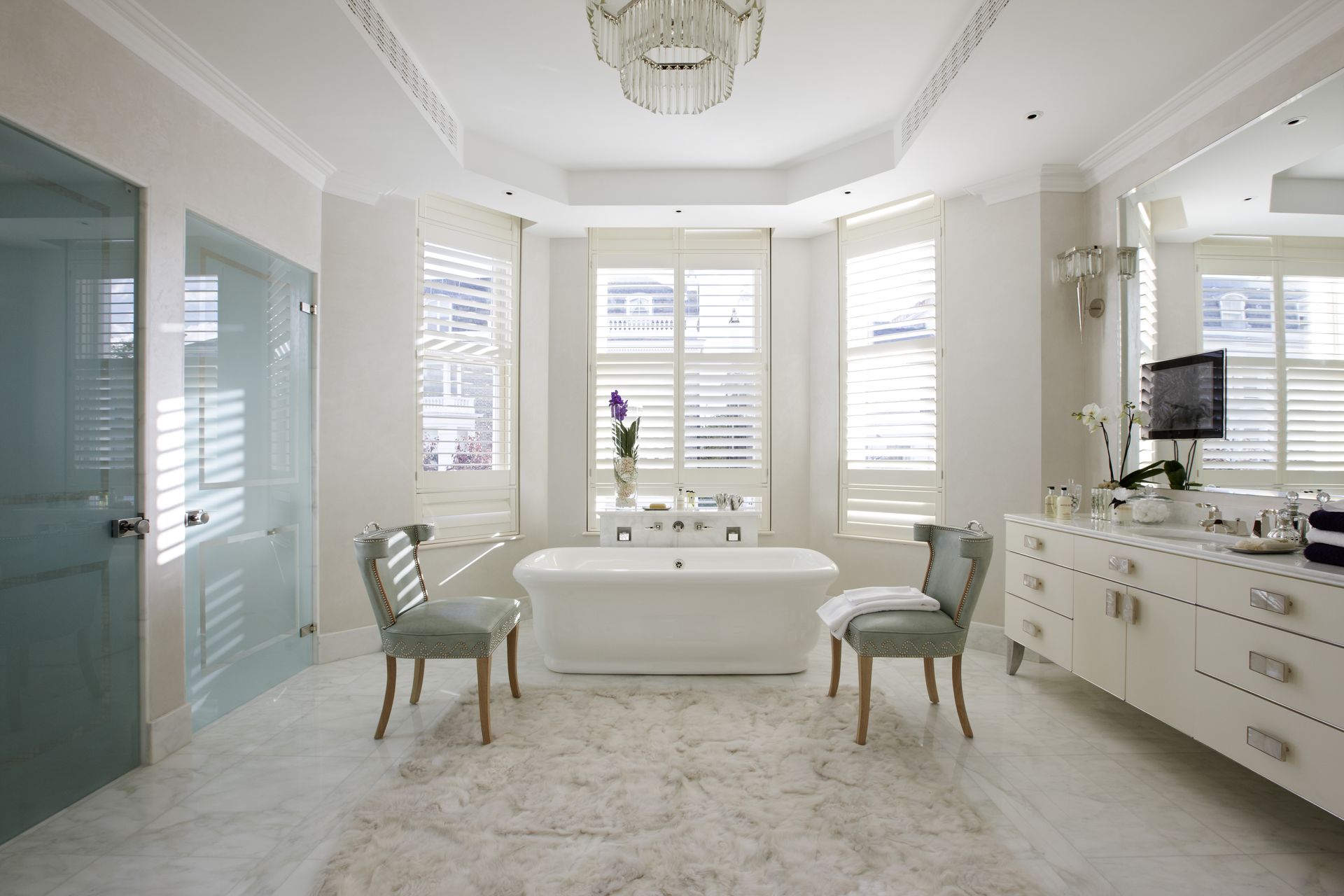 Inside the designer's home: Birdie Fortescue's picture-perfect house in ...