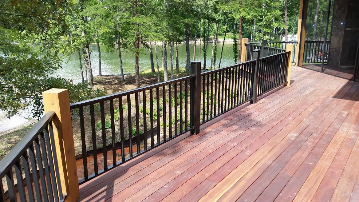 16 deck railing ideas to spice up your porch or patio | Real Homes