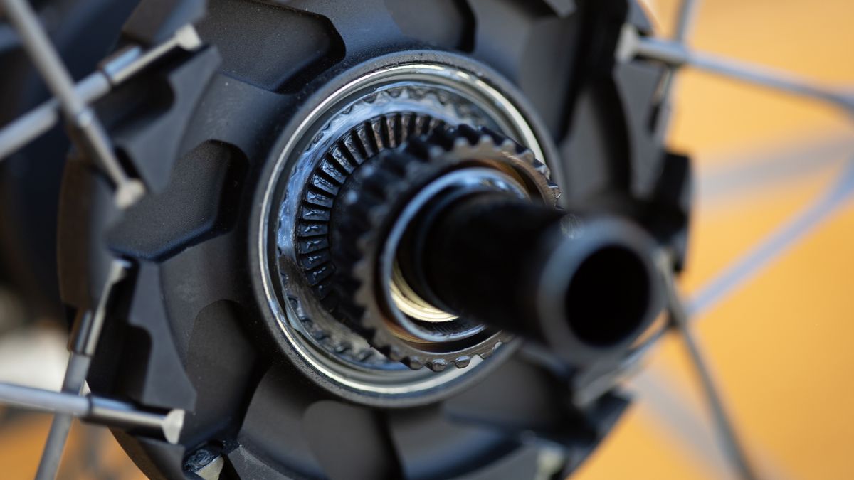 Cadex launches 50 Ultra Disc Wheelsystem: New ultralight aero wheels ...