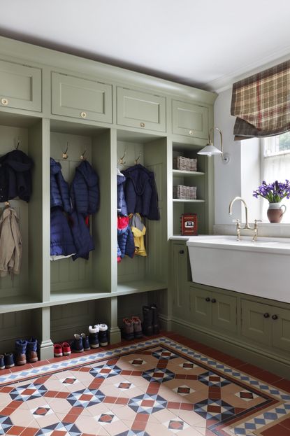 Boot room storage ideas: clever ways to organize your space | Homes and ...