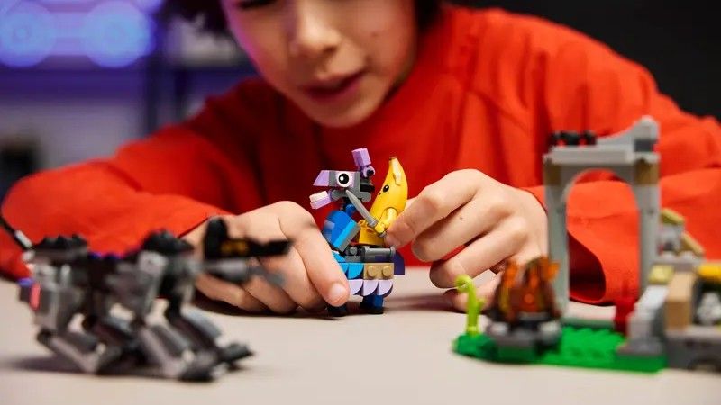 Lego just dropped new Fortnite sets, and this one will let you build ...