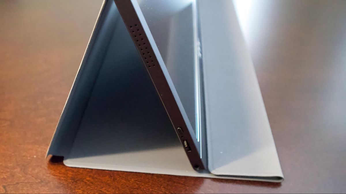 KYY K3-3 15.6-inch, 4K Portable Monitor Review | Tom's Hardware