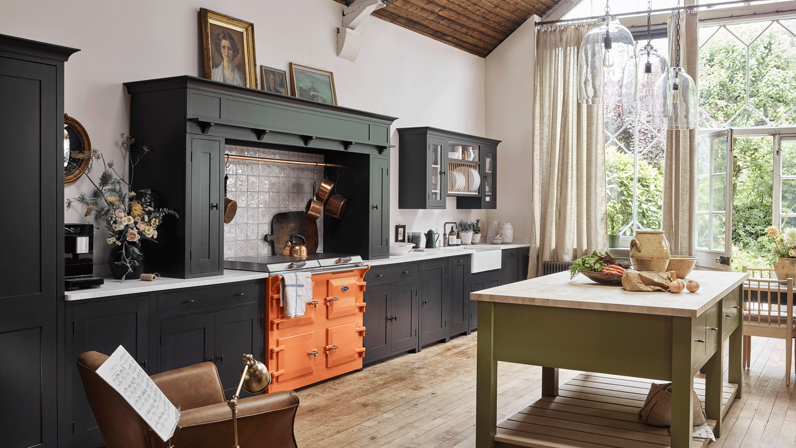 Jessica Alba reveals cleaning hack that gets all hands on deck | Real Homes