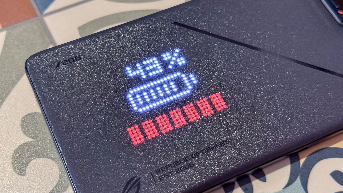 Asus ROG Phone 9 Pro review: Gaming pro and battery life legend | Tom's ...