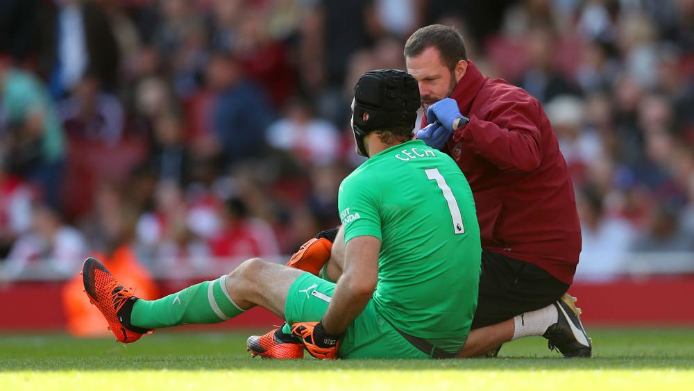 Arsenal's Leno makes Premier League debut after Cech injury | FourFourTwo