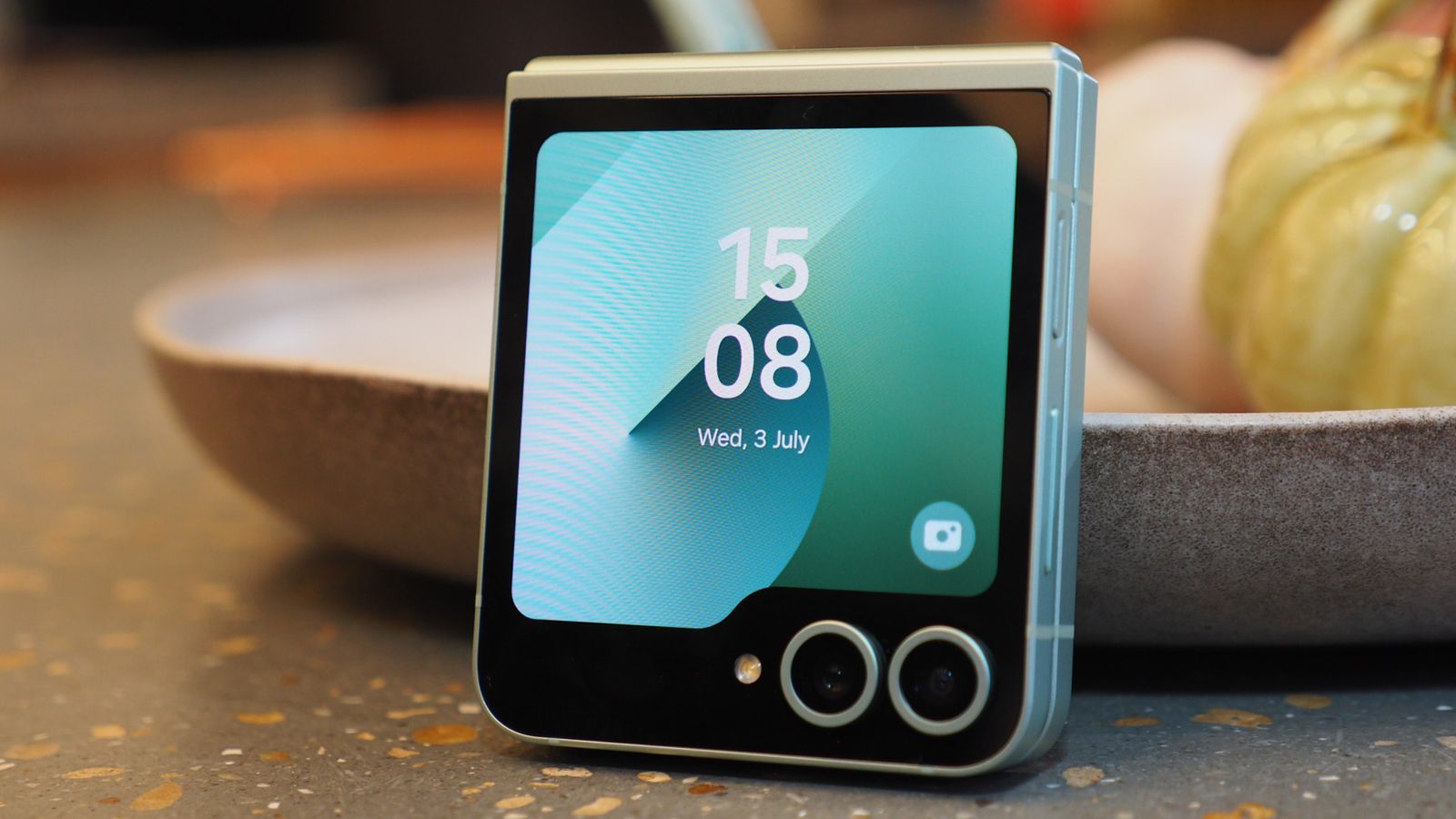 It looks like an all-new Samsung foldable is coming with Fold and Flip ...