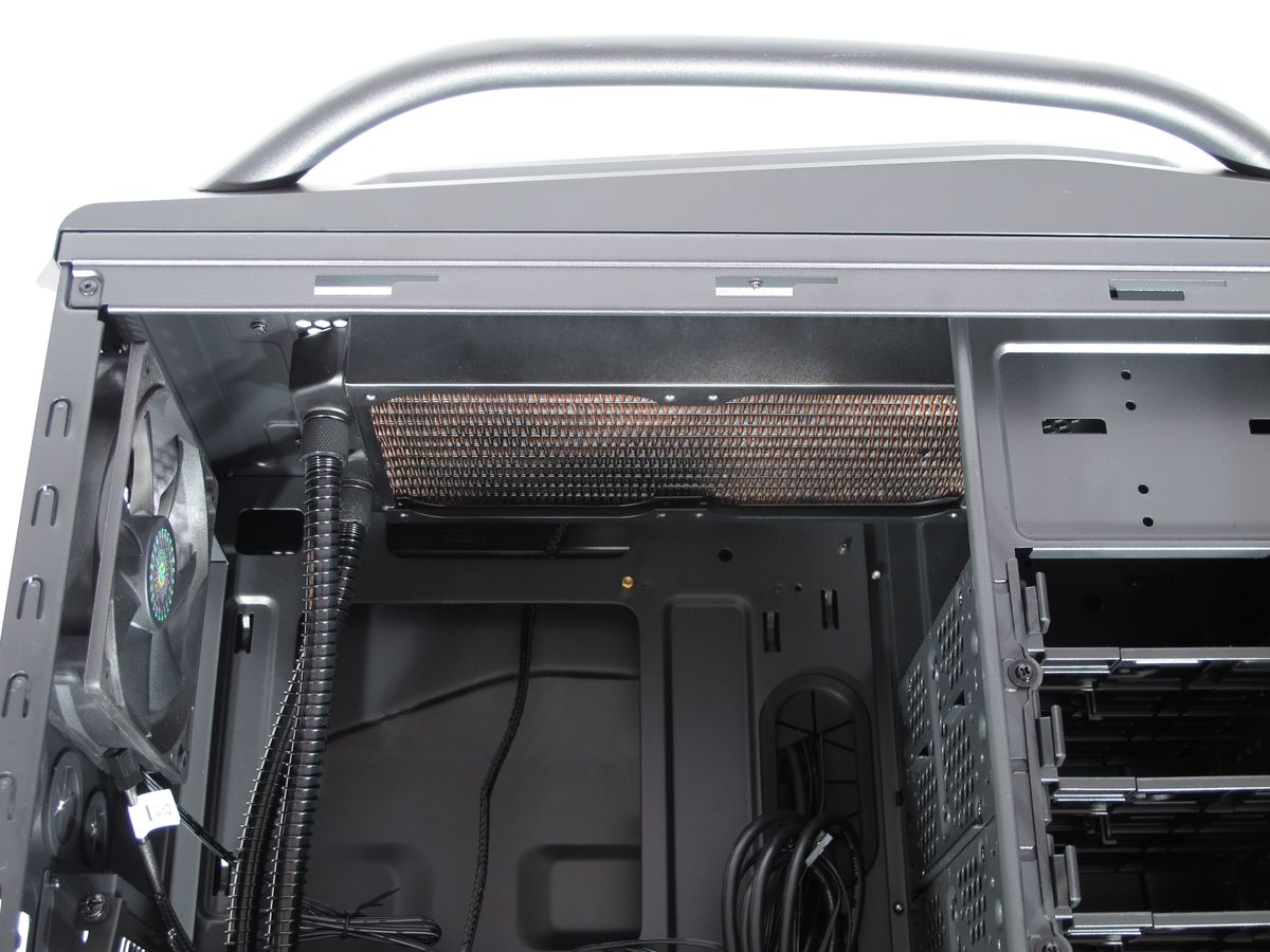 Cooling And Dust Protection - Cooler Master Cosmos SE Case Review
