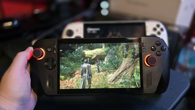 Hyperkin announces Xbox 'Competitor' controller modeled after PS5 ...