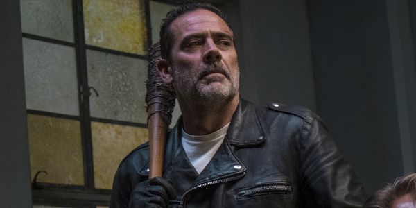 How Does Negan Use The Bathroom In His Cell On The Walking Dead ...