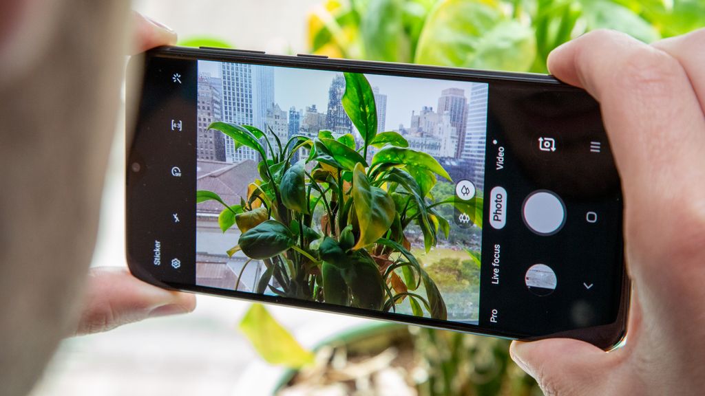 Galaxy A20 review | Tom's Guide