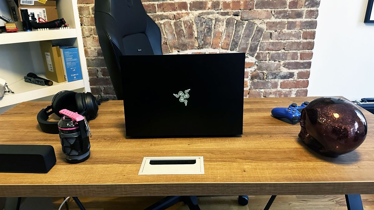 Razer Blade 16 (Early 2024): Our favorite gaming laptop gets even ...