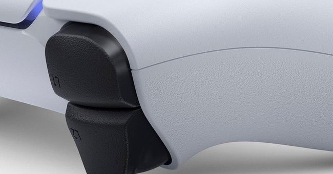 PS5 DualSense controller vs. Xbox Series X controller: Which is better ...