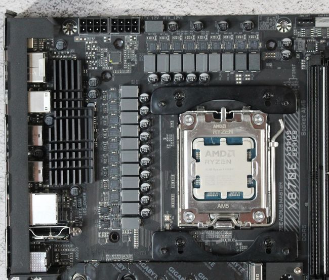 Gigabyte X870E Aorus Master Review: Solid performance, fast M.2, ample ...