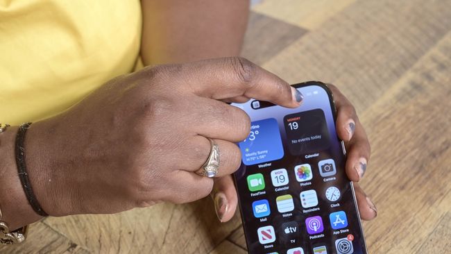 Why your iPhone's battery drains faster on iOS 16 and how to fix it ...