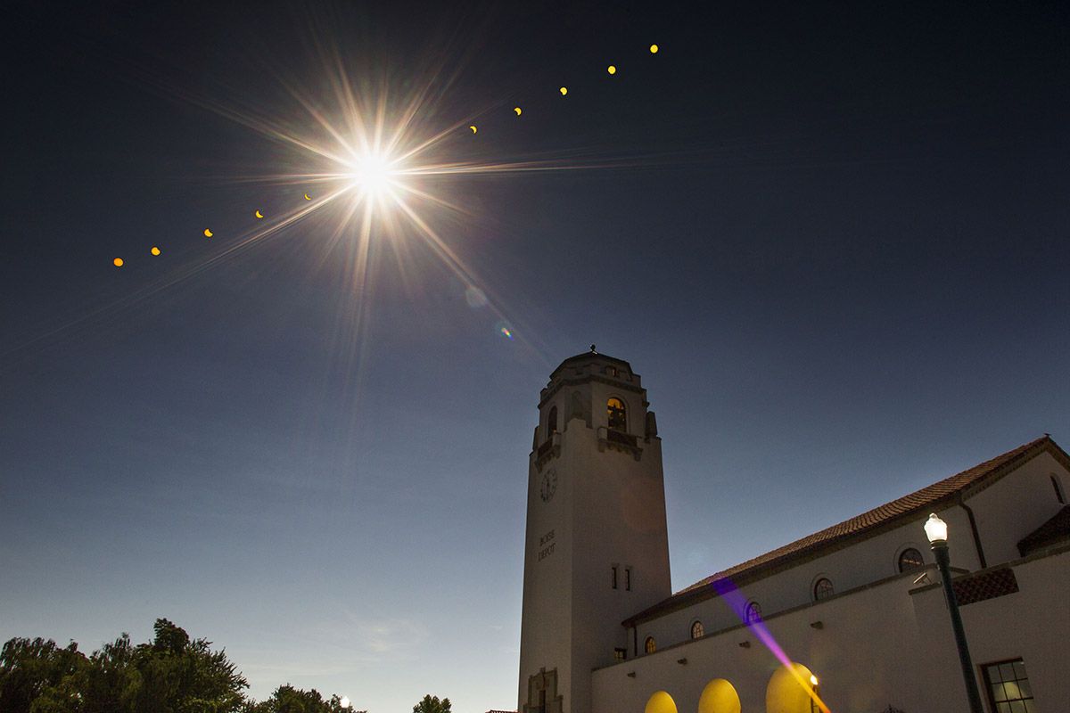 Here Are the Most Amazing Photos of the 2017 Total Solar Eclipse: Page ...