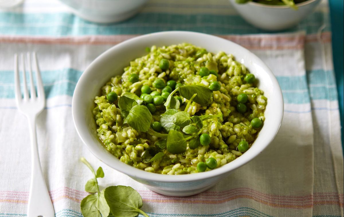 Green pea risotto | Dinner Recipes | GoodtoKnow