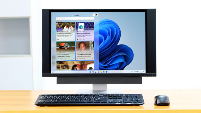 Microsoft reminds Windows 11 users on original version that they’ll ...