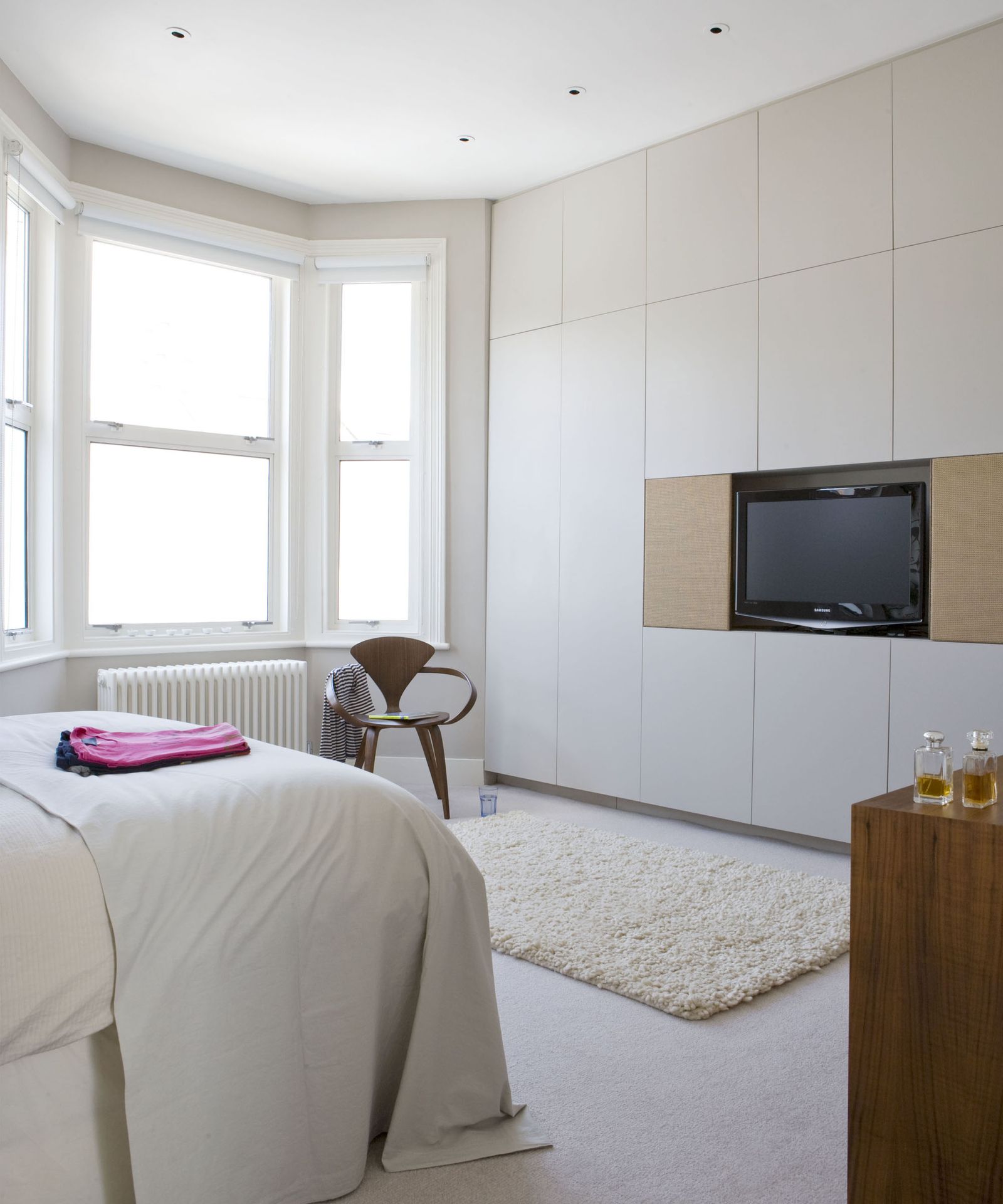 Bedroom TV ideas: 10 tips for styling a television | Homes and Gardens