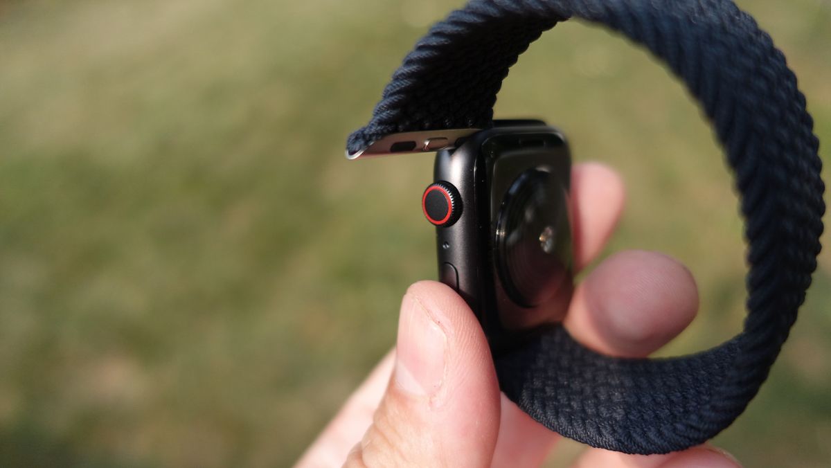 Apple Watch SE review | Tom's Guide
