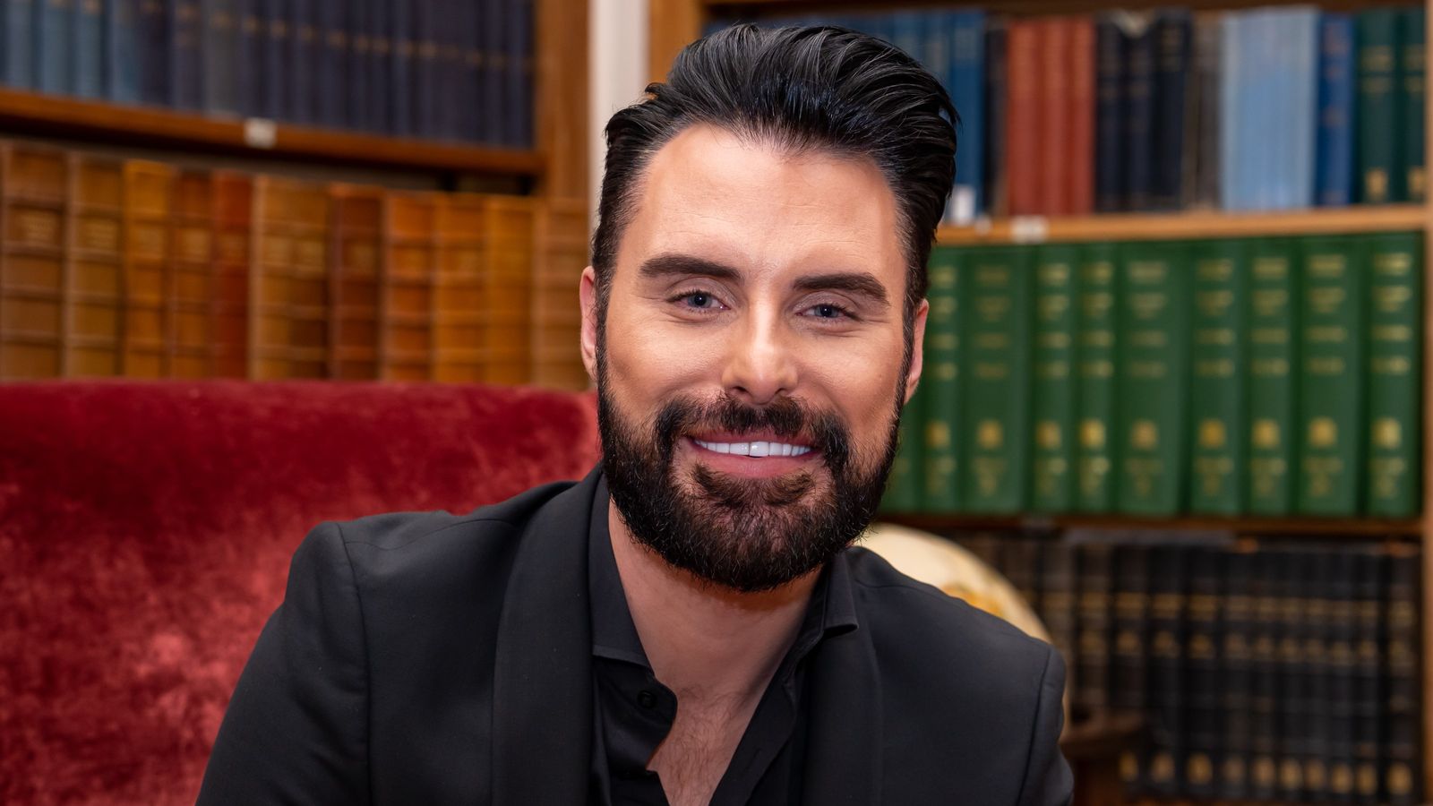 Rylan reveals his Christmas front door makeover | Ideal Home