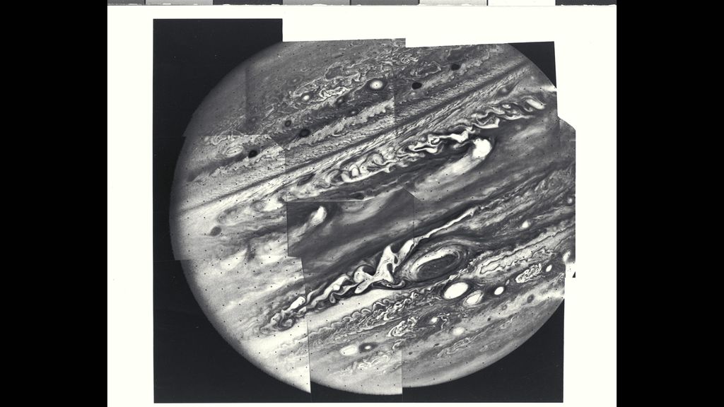 Voyager 1's Historic Flyby of Jupiter in Photos | Space