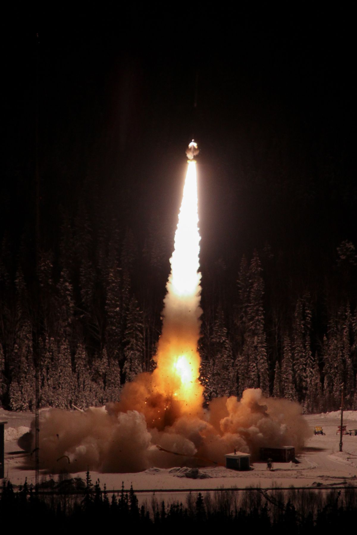 Aurora Experiment Streaks Into Alaska's Sky on Small NASA Rocket ...