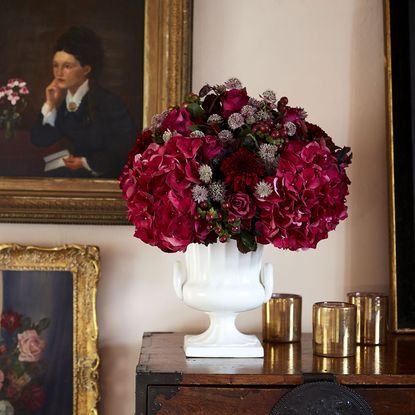 Have you ever wanted to know the meaning behind your flowers? | Ideal Home