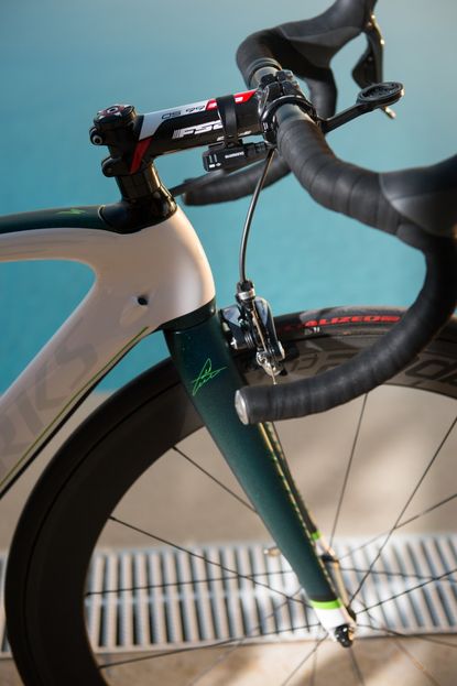 Mark Cavendish's custom 2015 S-Works Venge | Cycling Weekly