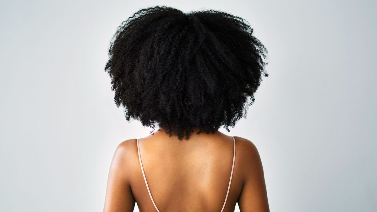 How to Transition to Natural Hair, According to Expert Lisa Price ...