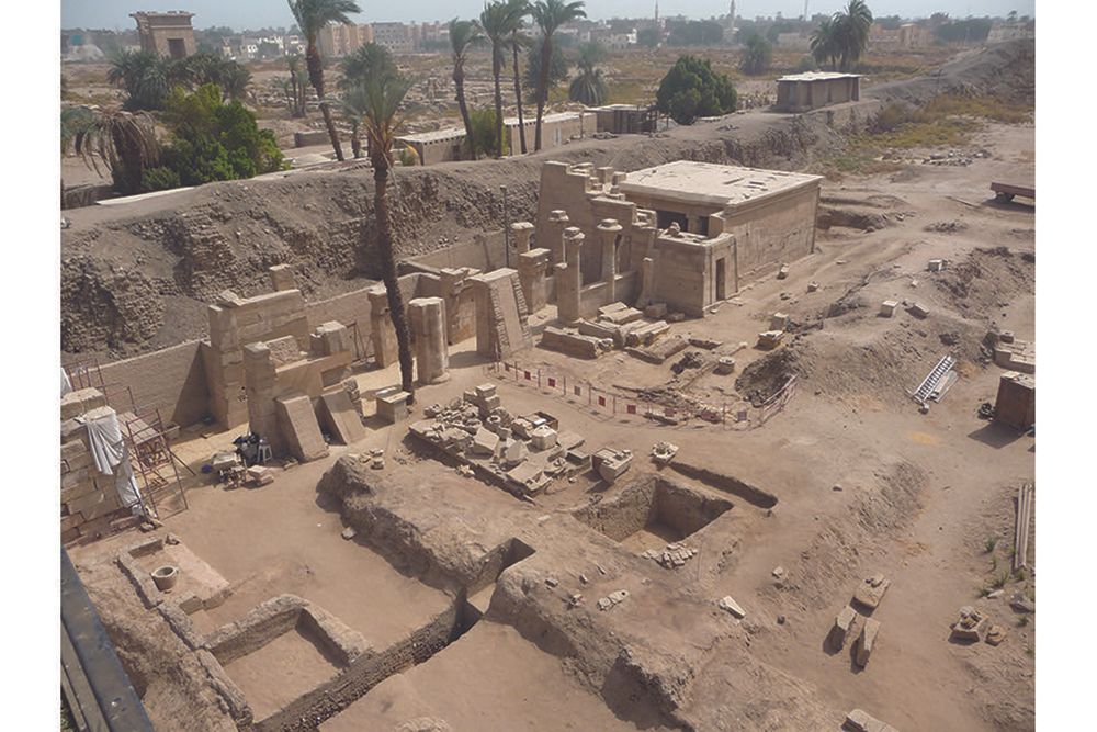 Photos: Ancient Egyptian Statues of Deities Found in Pit | Live Science