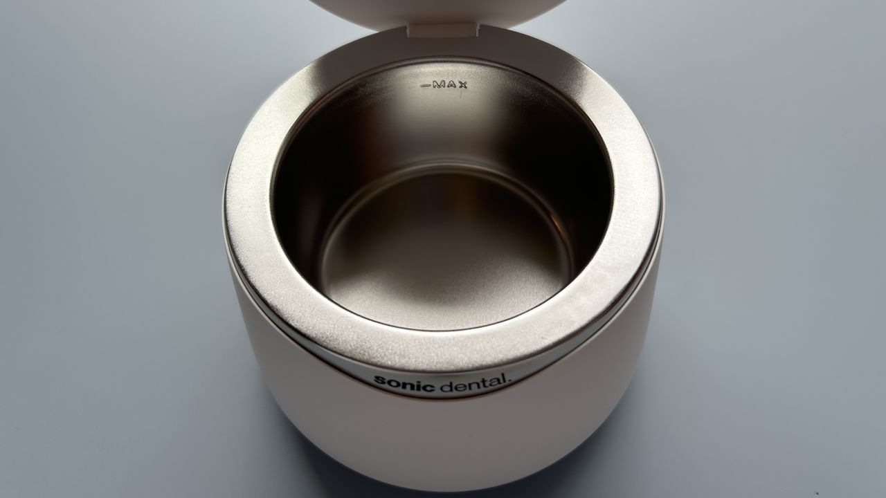 Sonic Spa Pro review: an impressive dental appliance cleaner with ...