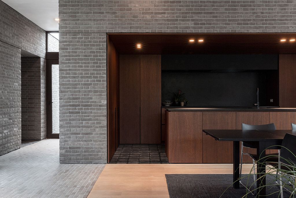 Belgian brick bungalow draws on California modernism | Wallpaper*