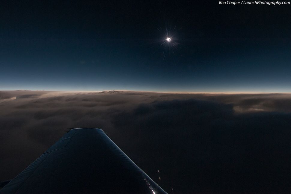 Rare Solar Eclipse Wows Skywatchers Across Atlantic, Africa (Photos ...