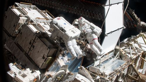 The Spacewalks of Expedition 59 in Photos | Space