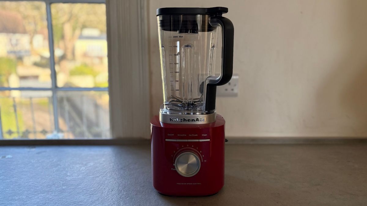 KitchenAid Pure Power Blender review: retro renaissance | Woman & Home