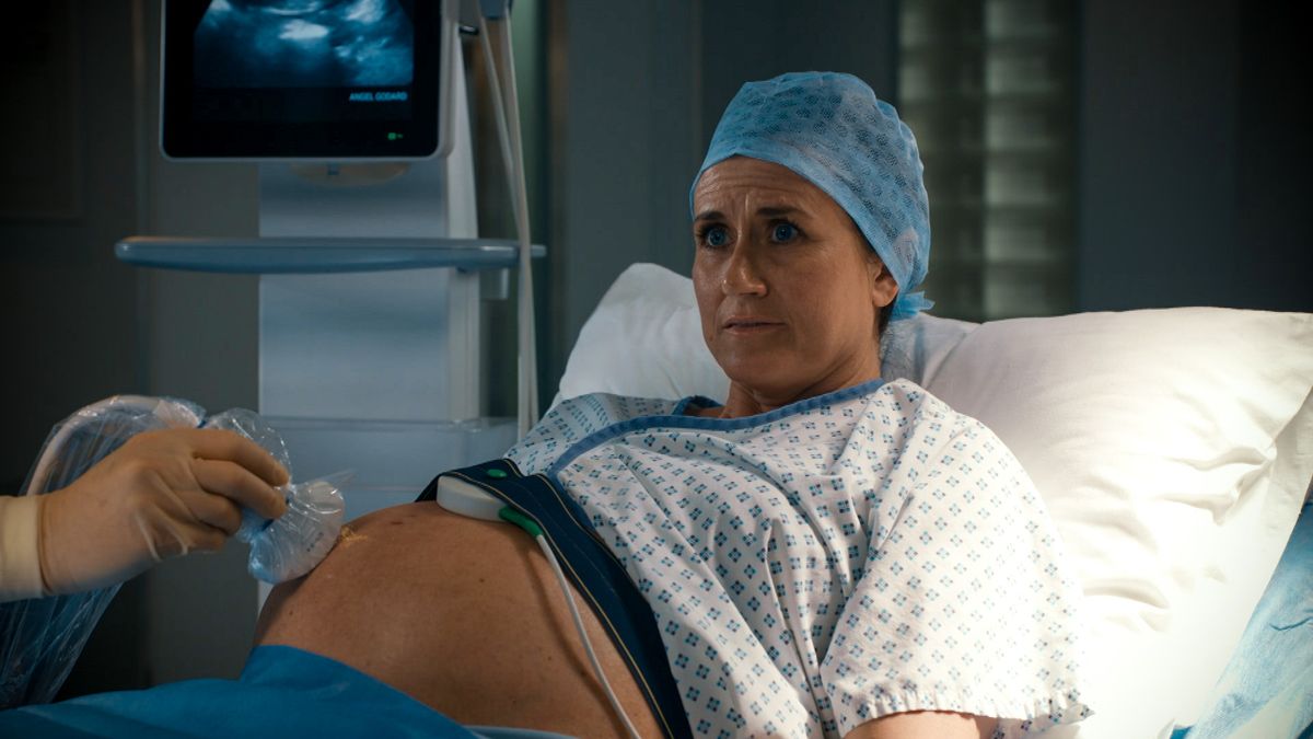 Holby City spoilers: Cameron Dunn signals a BOMB alert! | What to Watch