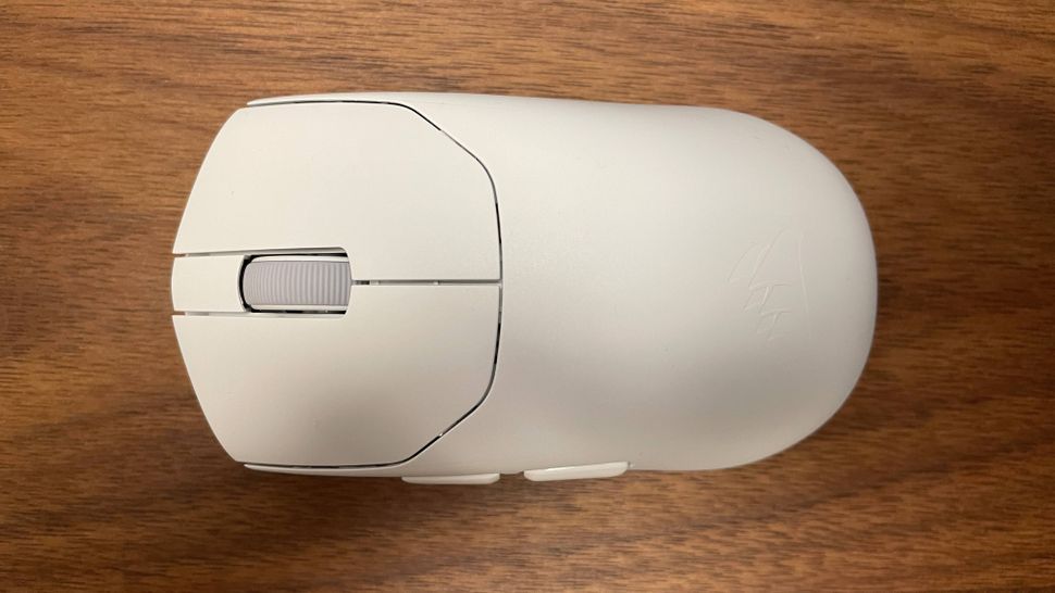 Corsair Sabre V2 Pro Ultralight Wireless gaming mouse review | PC Gamer