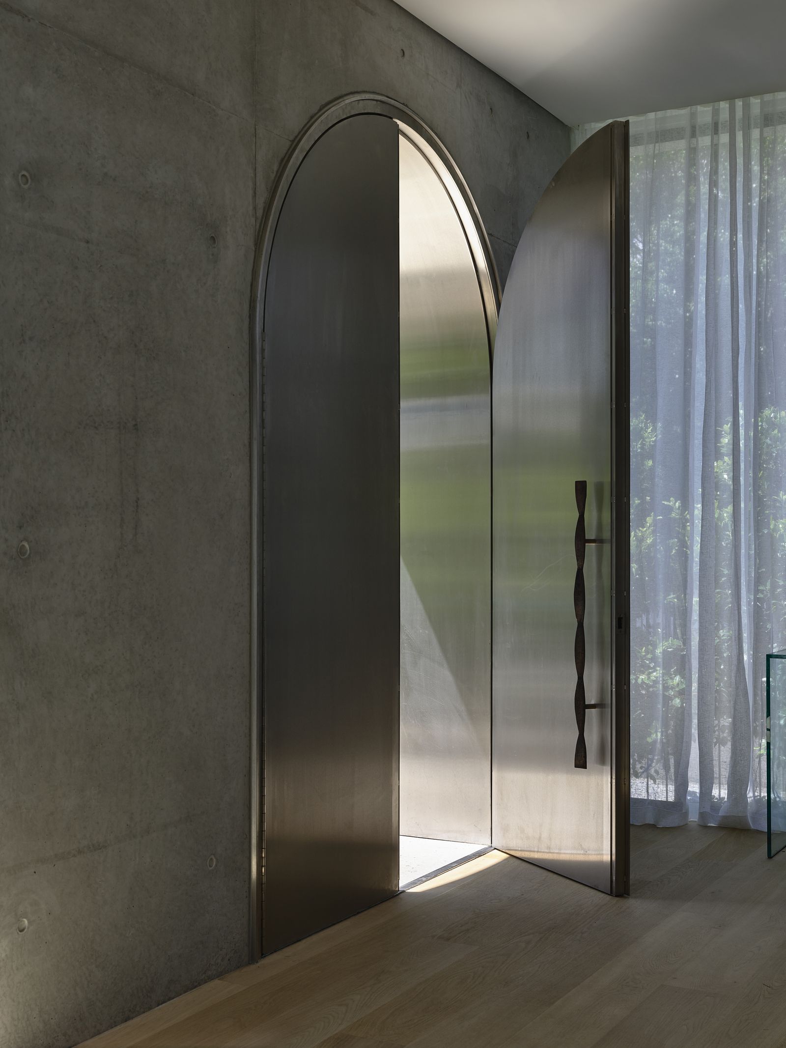 A design above trends - flowing spaces, starting with a stand-out ...