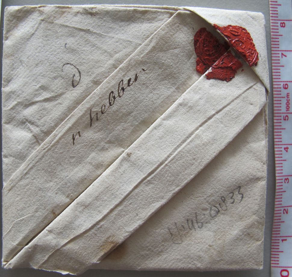 Photos: Treasure Trove of Unopened 17th-Century Letters | Live Science