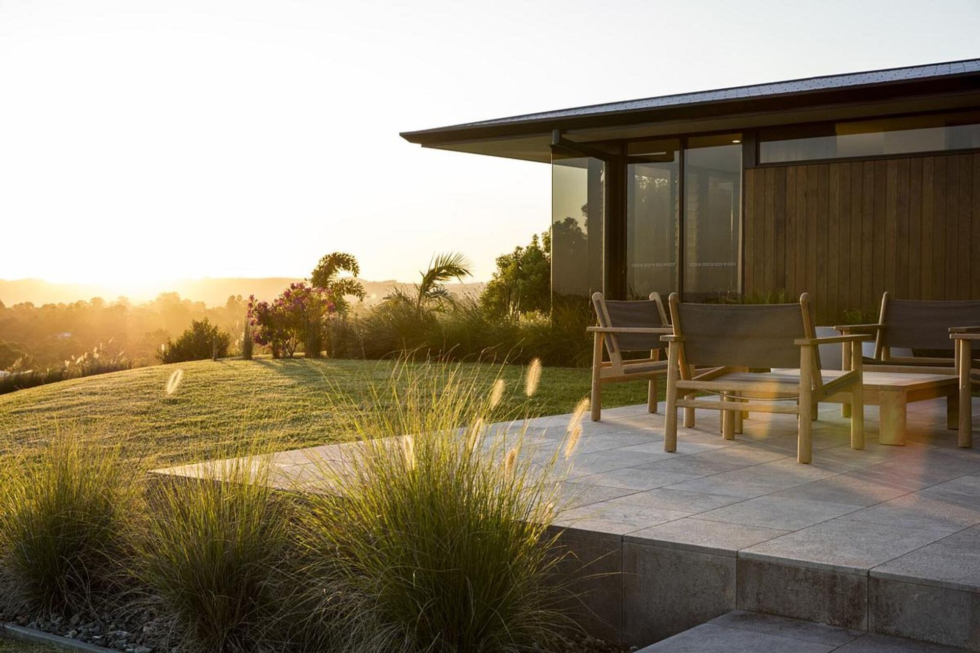 10 homes with welcoming terraces to spend a summer night on | Livingetc