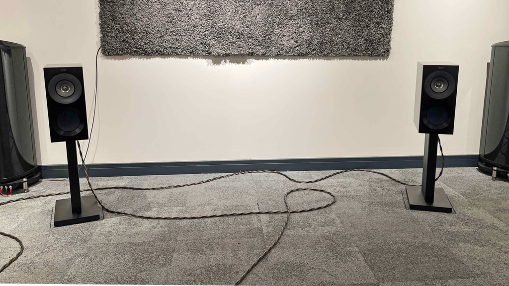 KEF Reference 1 Meta: a balanced blend of insight, dynamics and ...