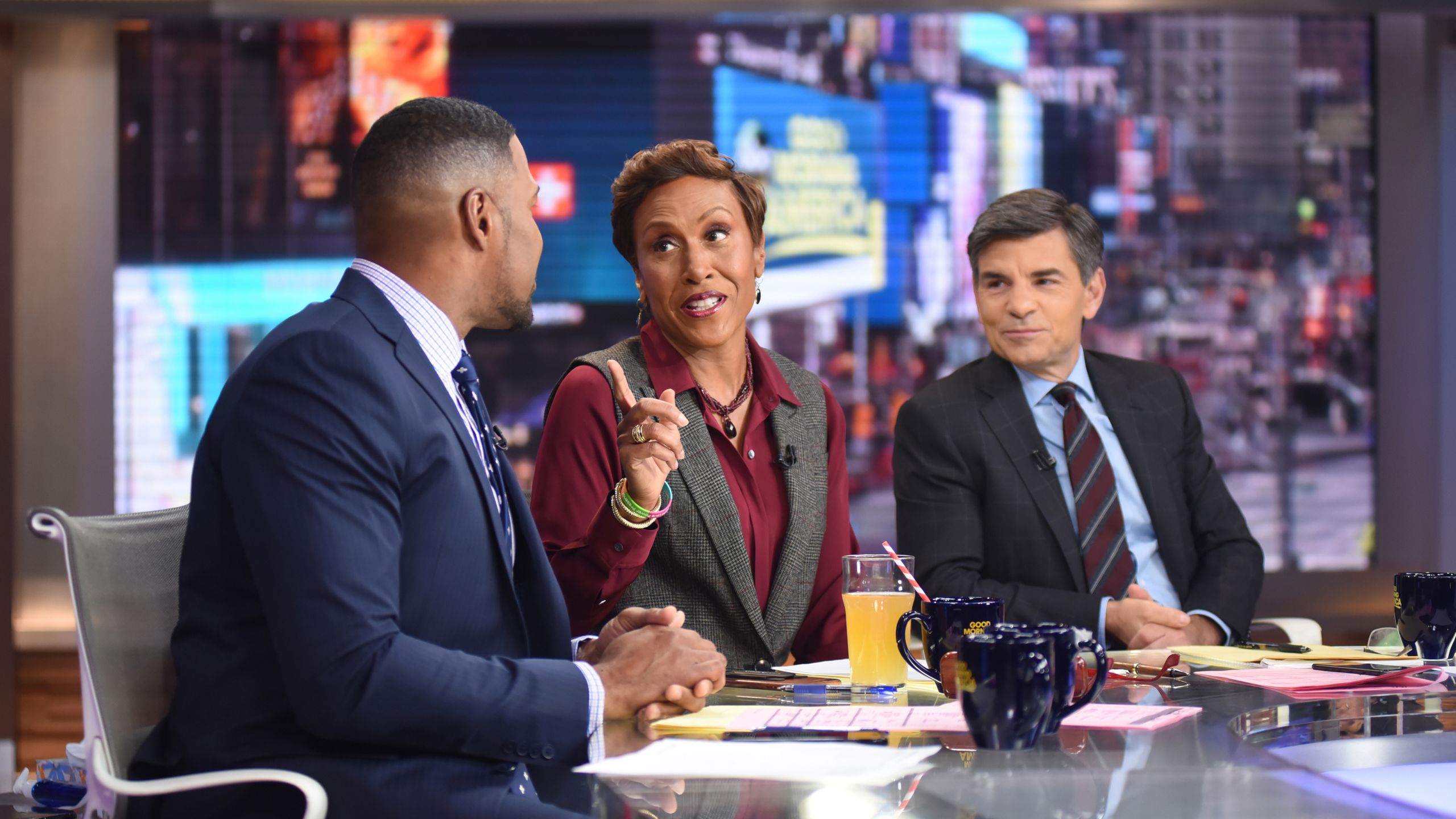 George Stephanopoulos, Robin Roberts Among Final Group of 'Jeopardy ...