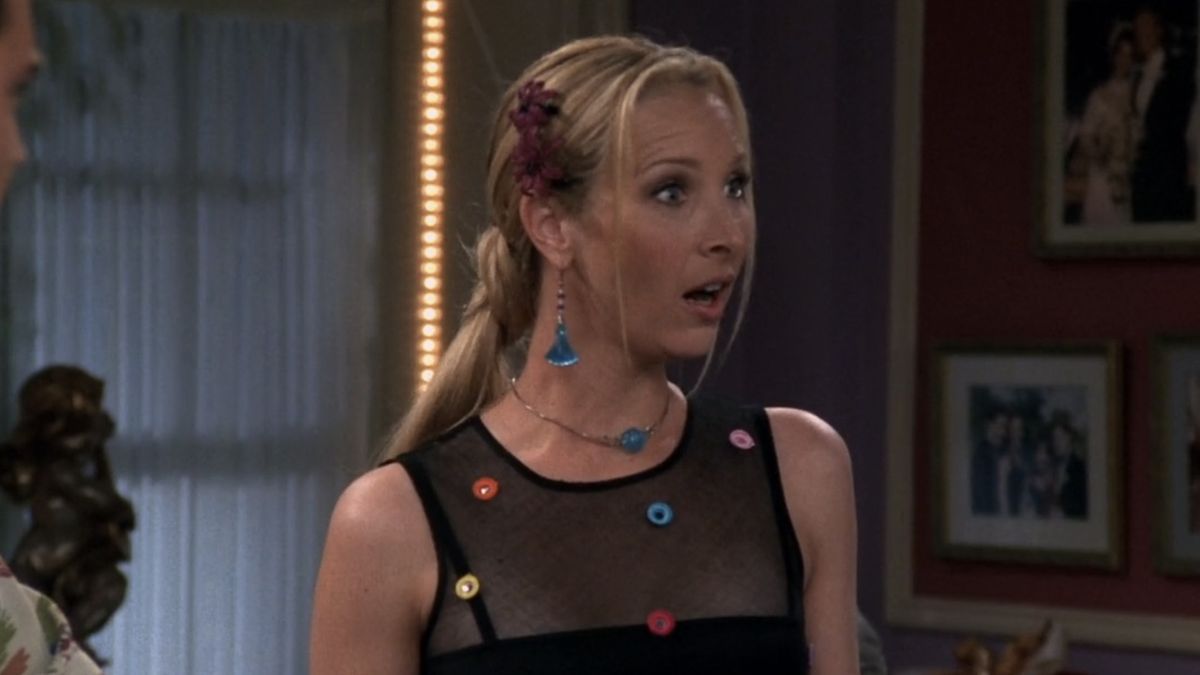 32 Hilariously Off-Beat Phoebe Quotes From Friends | Cinemablend