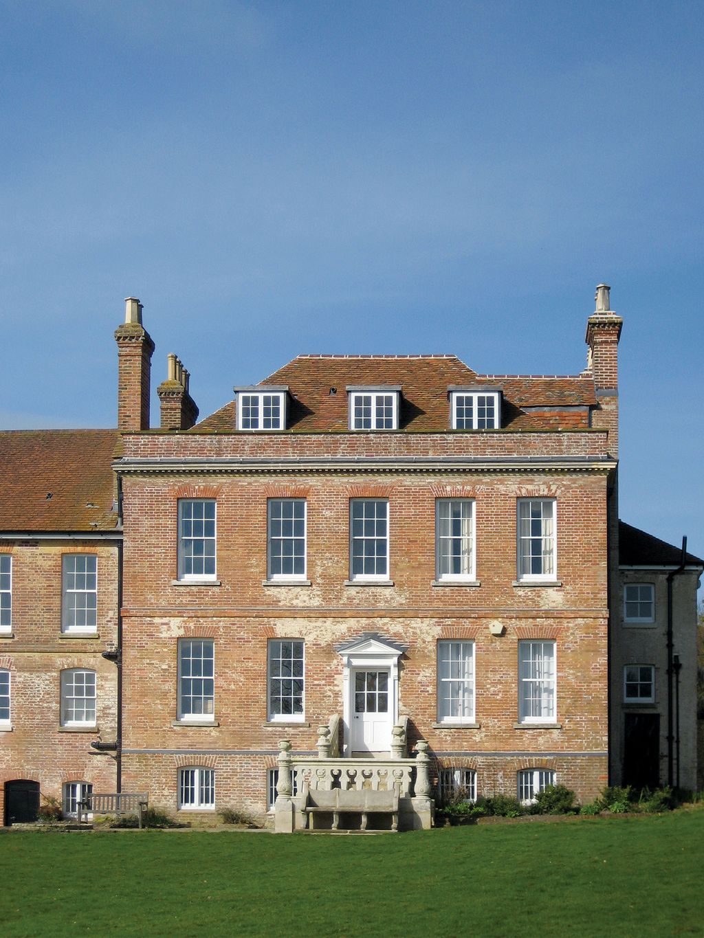 Renovating a Georgian house: Your complete guide | Homebuilding