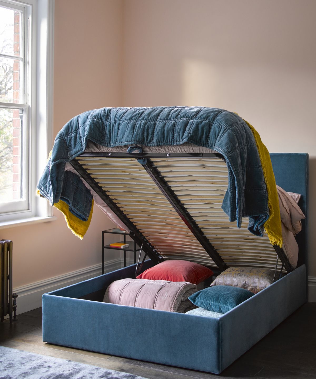 How to make a small bedroom look bigger: 5 areas to focus on | Homebuilding