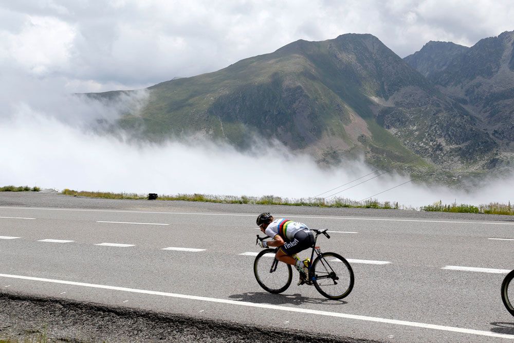 How to cycle faster and increase your average speed | Cycling Weekly